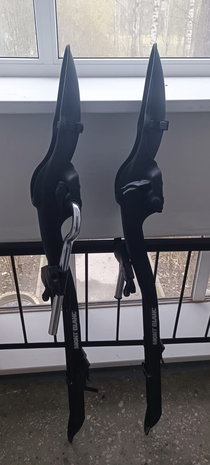 Поперечины оригинал Nissan и велокрепления Mont Blanc Barracuda twin ...