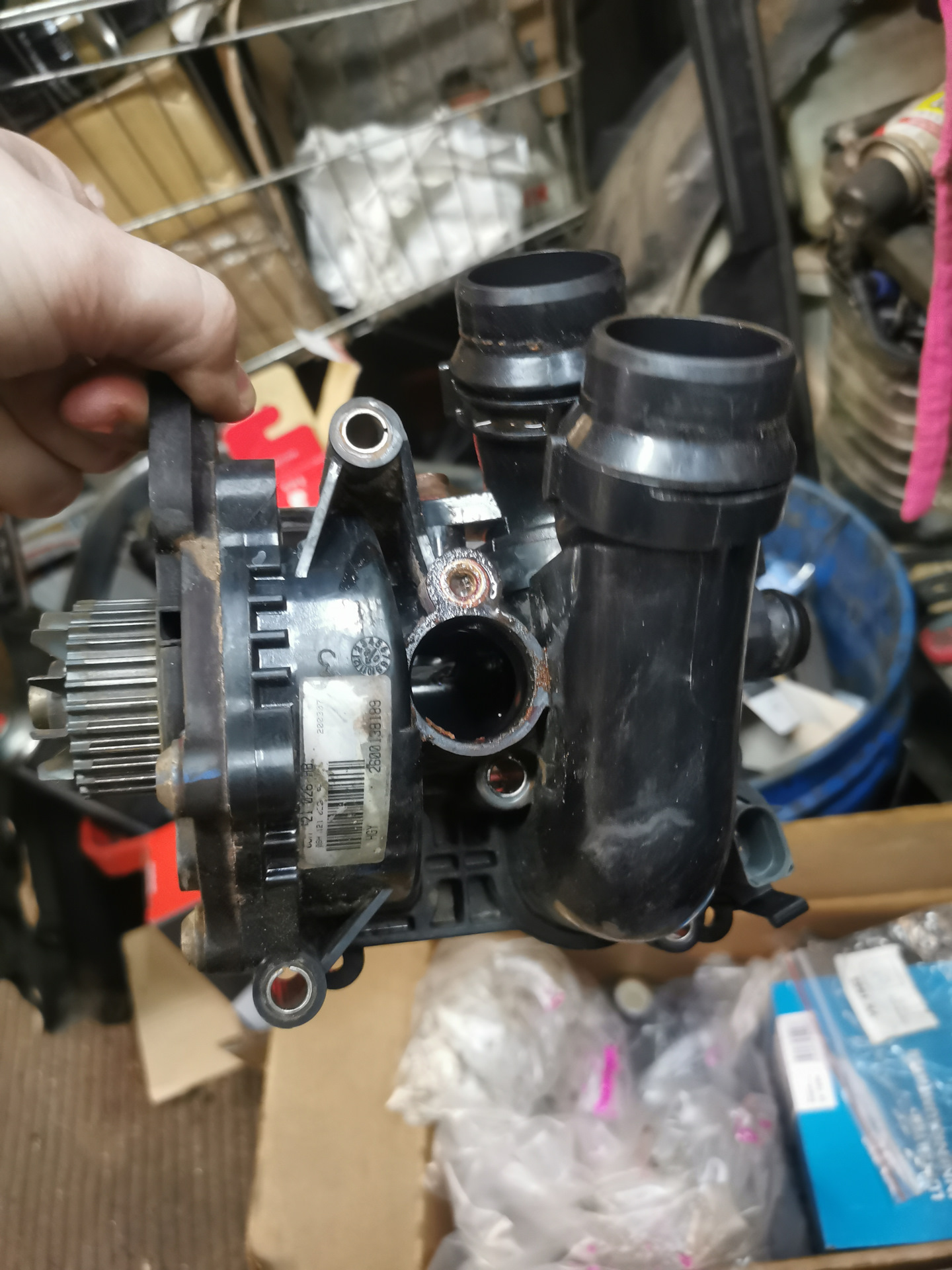 Замена помпы ОЖ — Audi A4 Allroad (B8), 2 л, 2009 года | своими руками ...