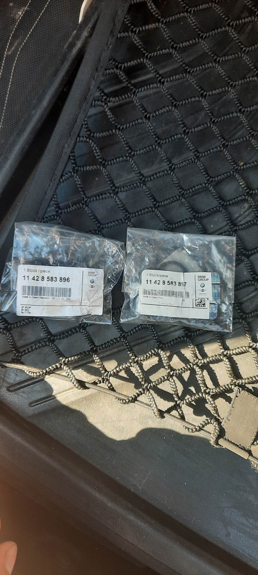 Потёк масла с маслостакана — BMW 3 series (F30), 3 л, 2016 года ...