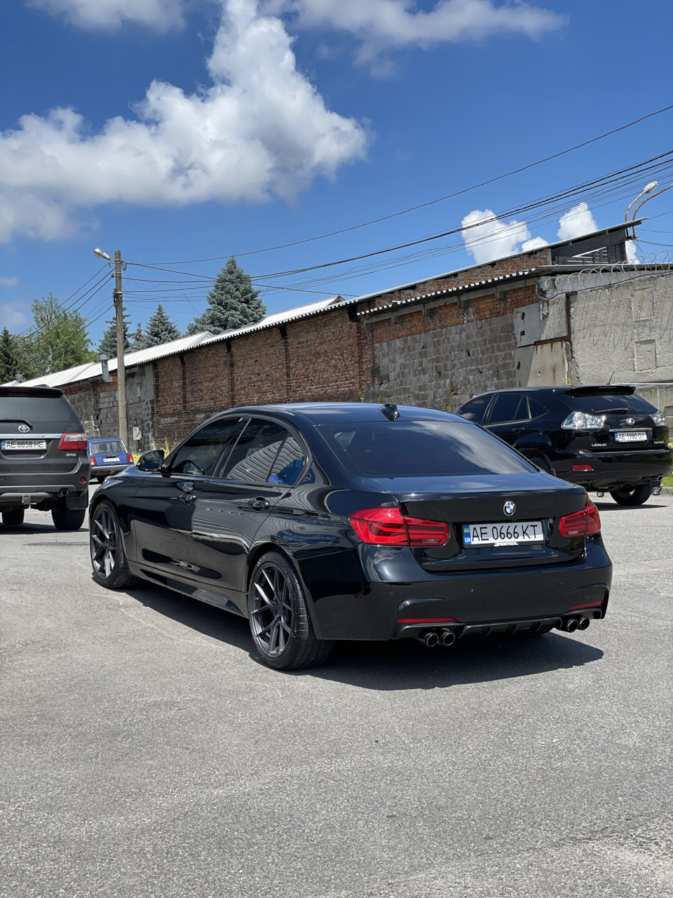 Несколько фоток и резюме по машине) — BMW 3 series (F30), 3 л, 2017 года | тюнинг | DRIVE2