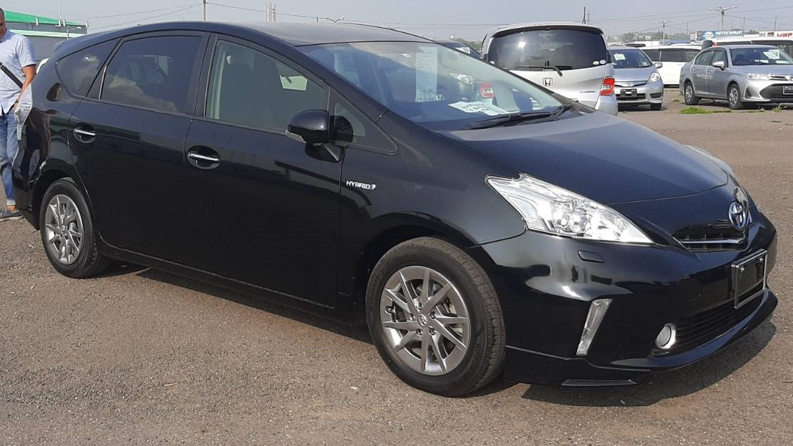 Toyota Prius Alpha 1.8 гибридный 2014 | на DRIVE2