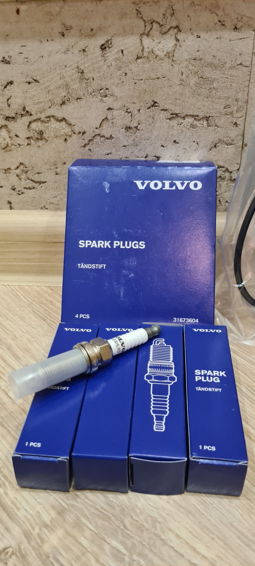 31673604 Свечи зажигания Volvo | Запчасти на DRIVE2