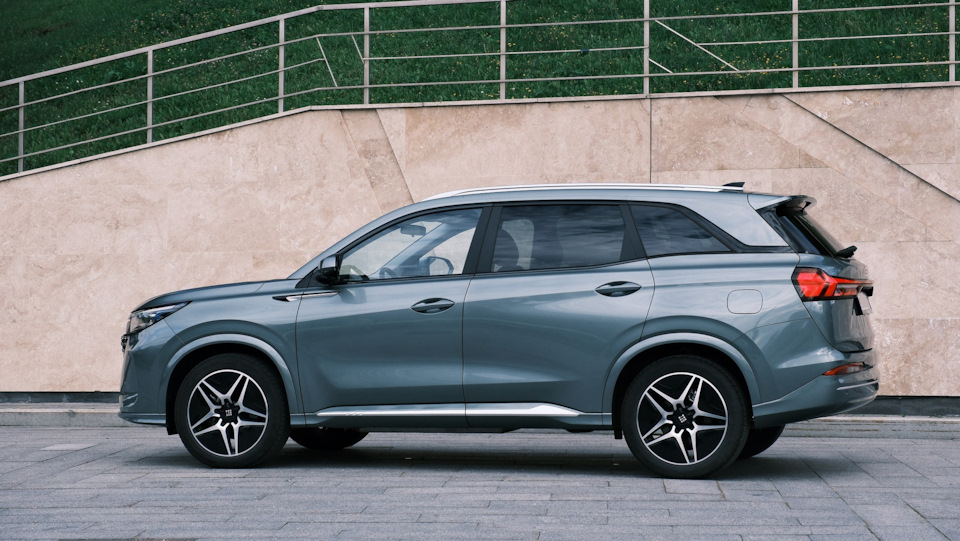 ОСОБЕННОСТИ ПЕРЕВОДА / Ищу ошибки в интерфейсе Evolute i-Space — Evolute i-Space, 1,5 л, 2025 ...