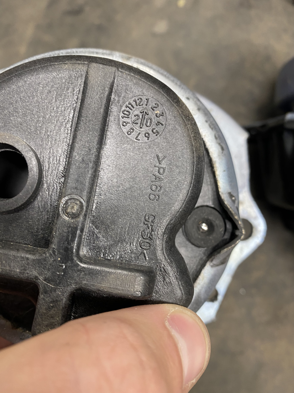 Замена опор ДВС N57 — BMW X5 (E70), 3 л, 2013 года | плановое ТО | DRIVE2