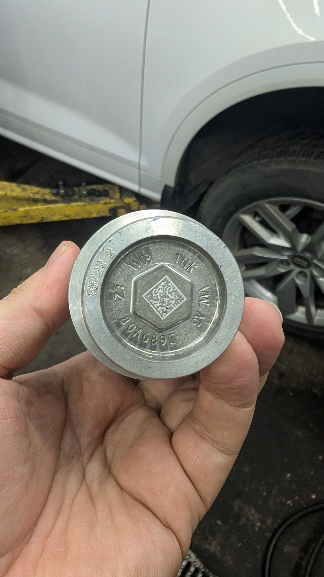 Обслуживание передней подвески — Audi Q5 (2G), 2 л, 2018 года | тюнинг ...