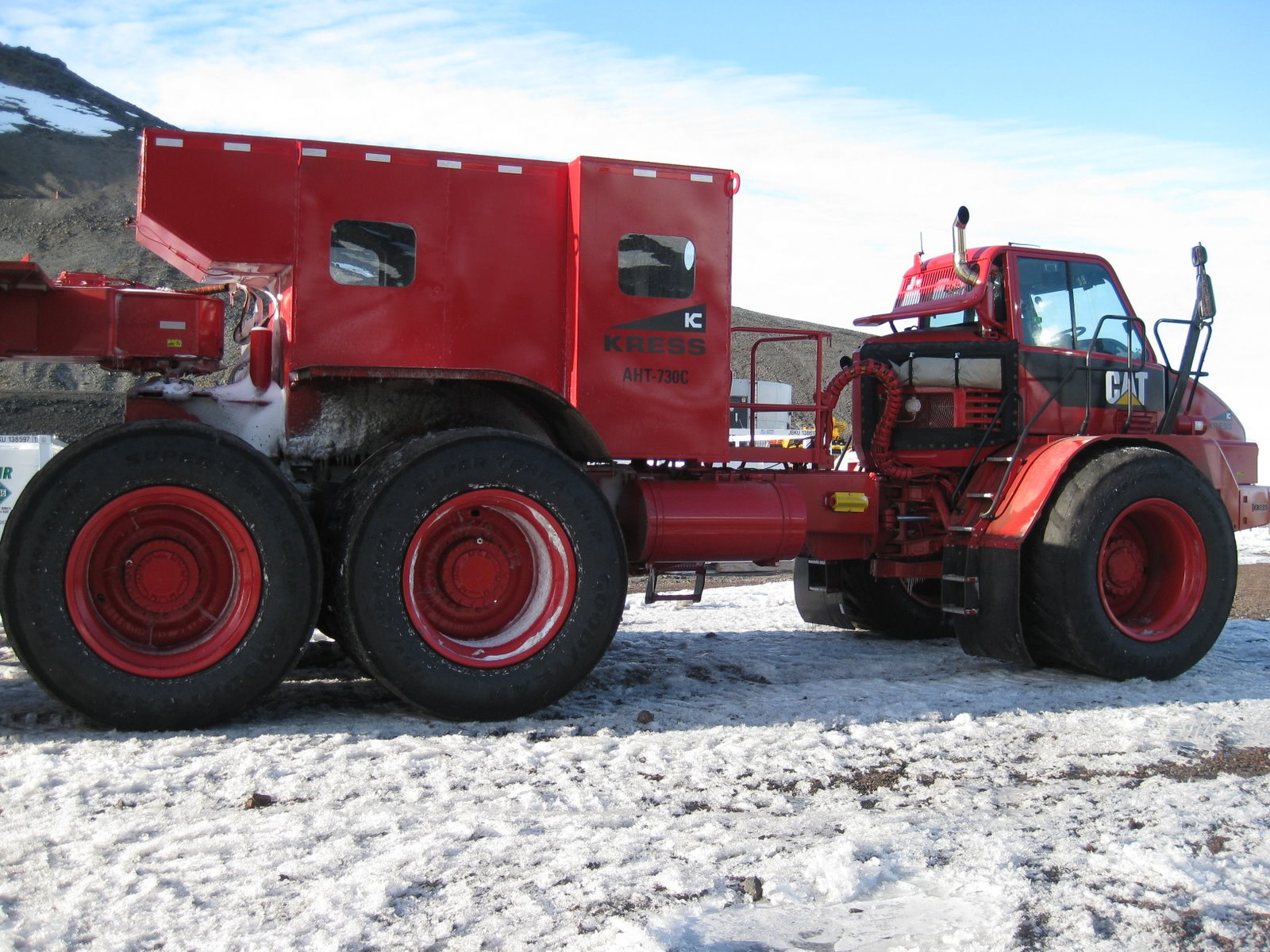 Kress Arctic Personnel Carriers based on CAT 730 — DRIVE2