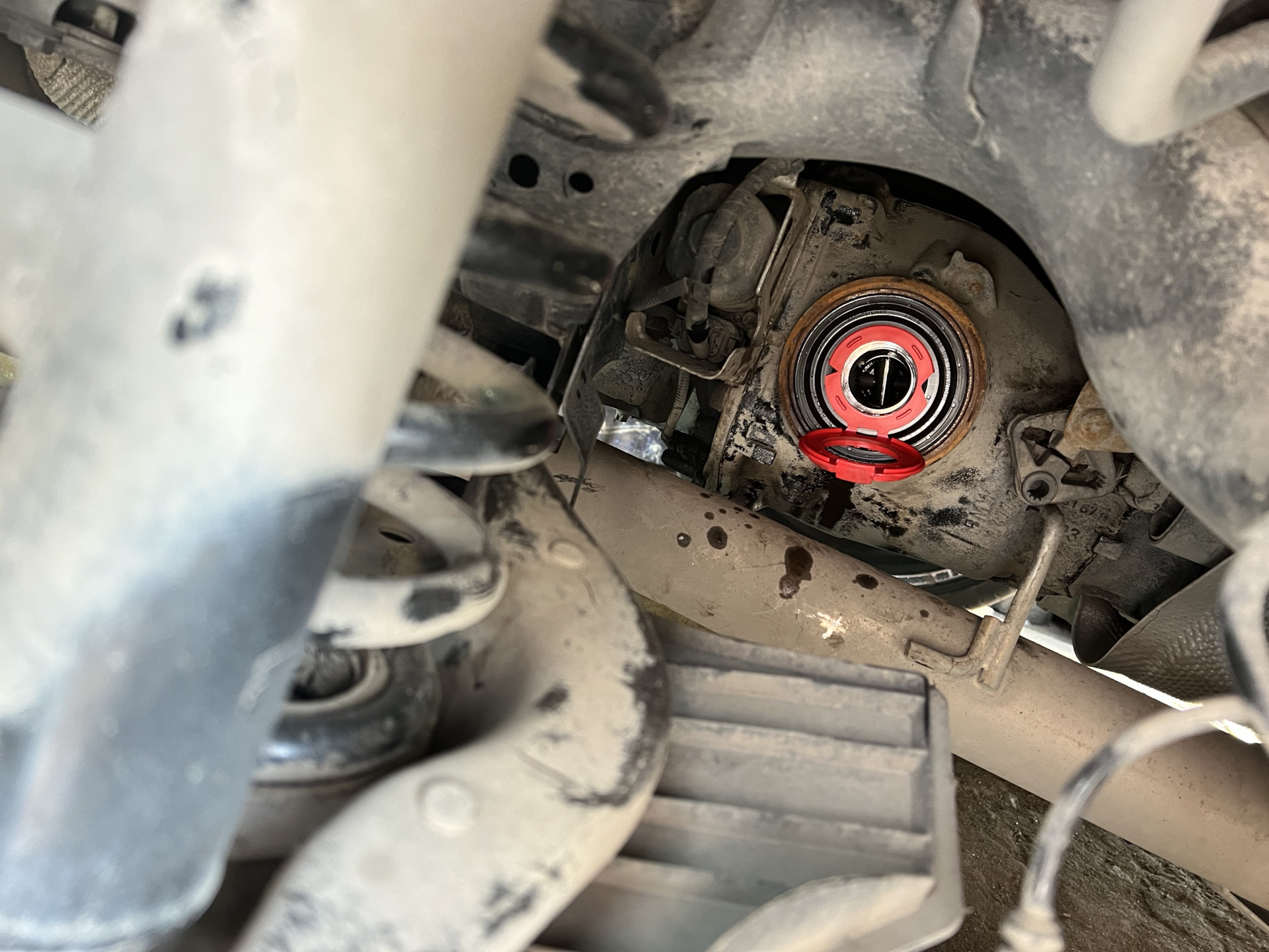 Замена масла и сальника редуктора — BMW 3 series (G20), 3 л, 2020 года ...