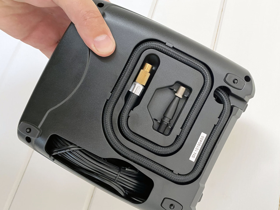Компактный и удобный автомобильный компрессор — Battery Service на DRIVE2