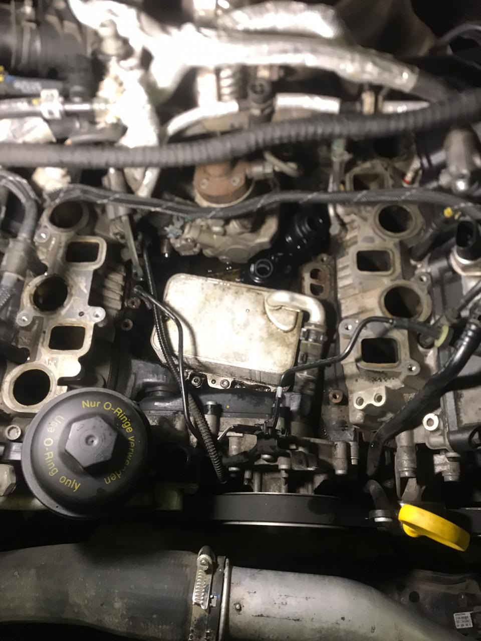 Устранение течи антифриза в развале двигателя Touareg NF CJMA ...