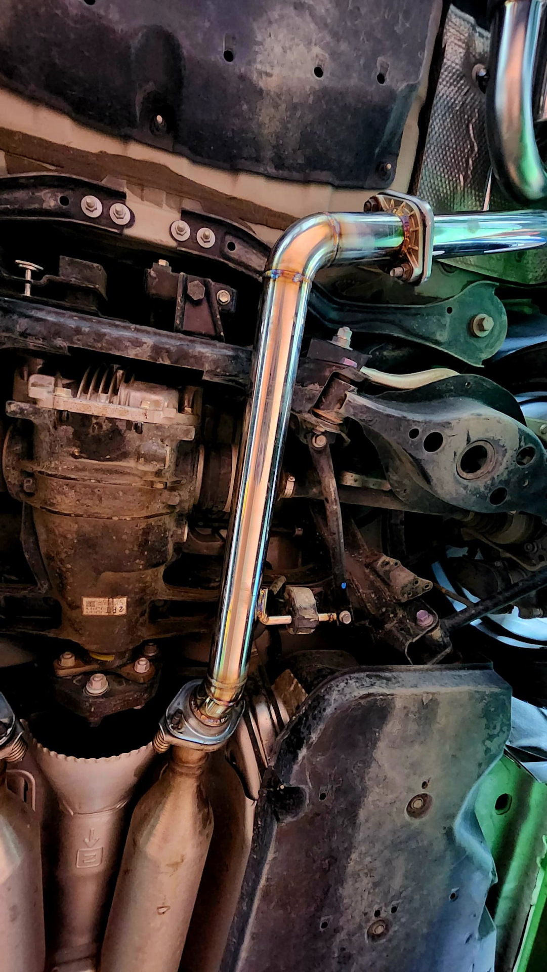 HKS Super Turbo Muffler installation — Toyota Crown (S220), 2 л, 2020 ...