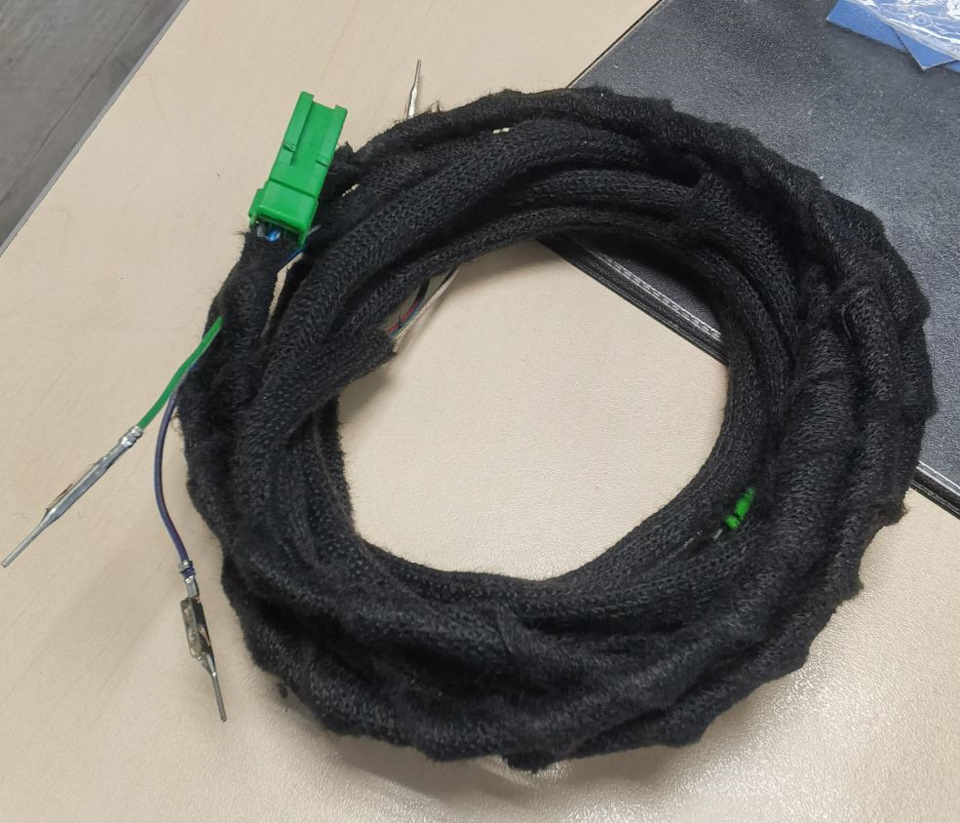 30656844 РАЗЪЕМ/INSULATOR Volvo | Запчасти на DRIVE2