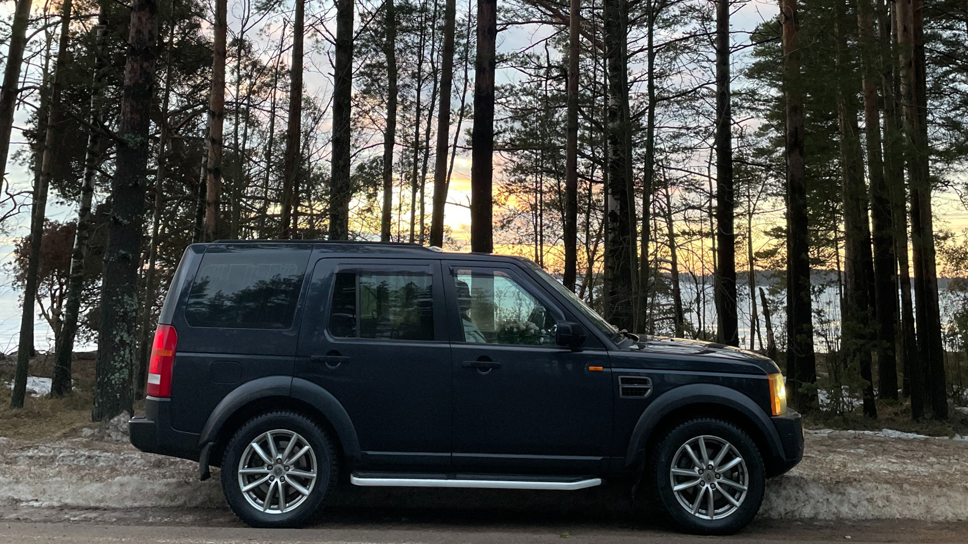 Land Rover Discovery III 4.4 бензиновый 2005 | V8 HSE на DRIVE2