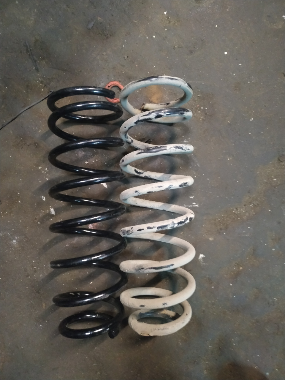 Замена задних пружин и сайлентов балки — Toyota Corolla (120), 1,6 л ...