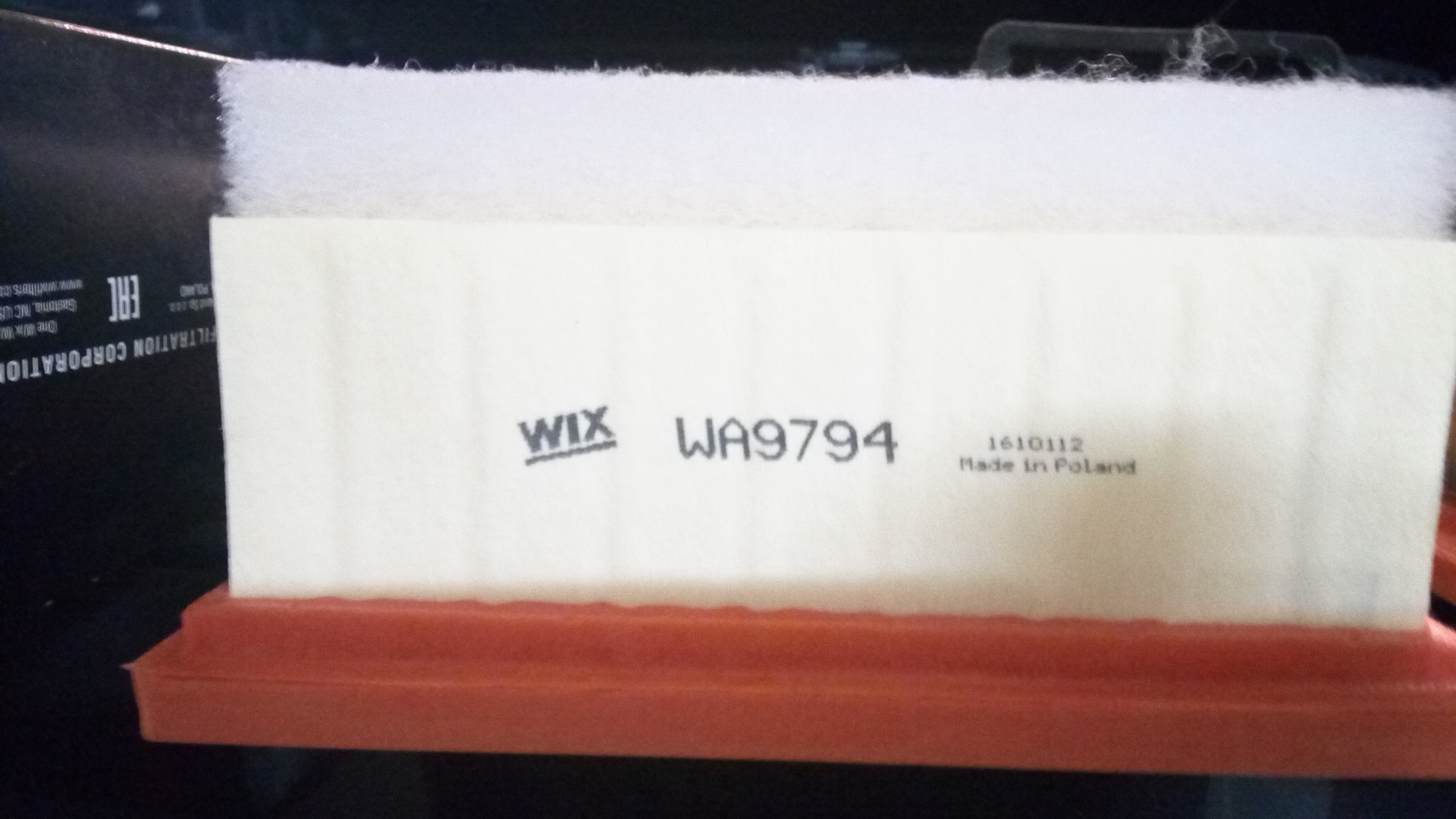 Замена воздушного фильтра — Peugeot 3008 (2G), 2 л, 2018 года ...