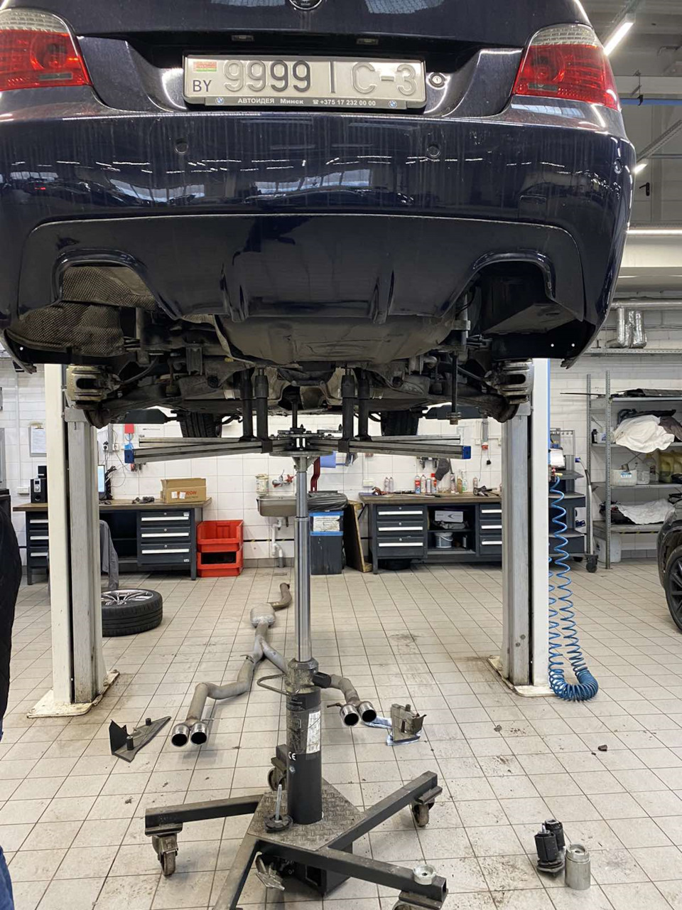 Замена сайлентблоков задней ходовой части — BMW 5 series (E60), 3 л ...