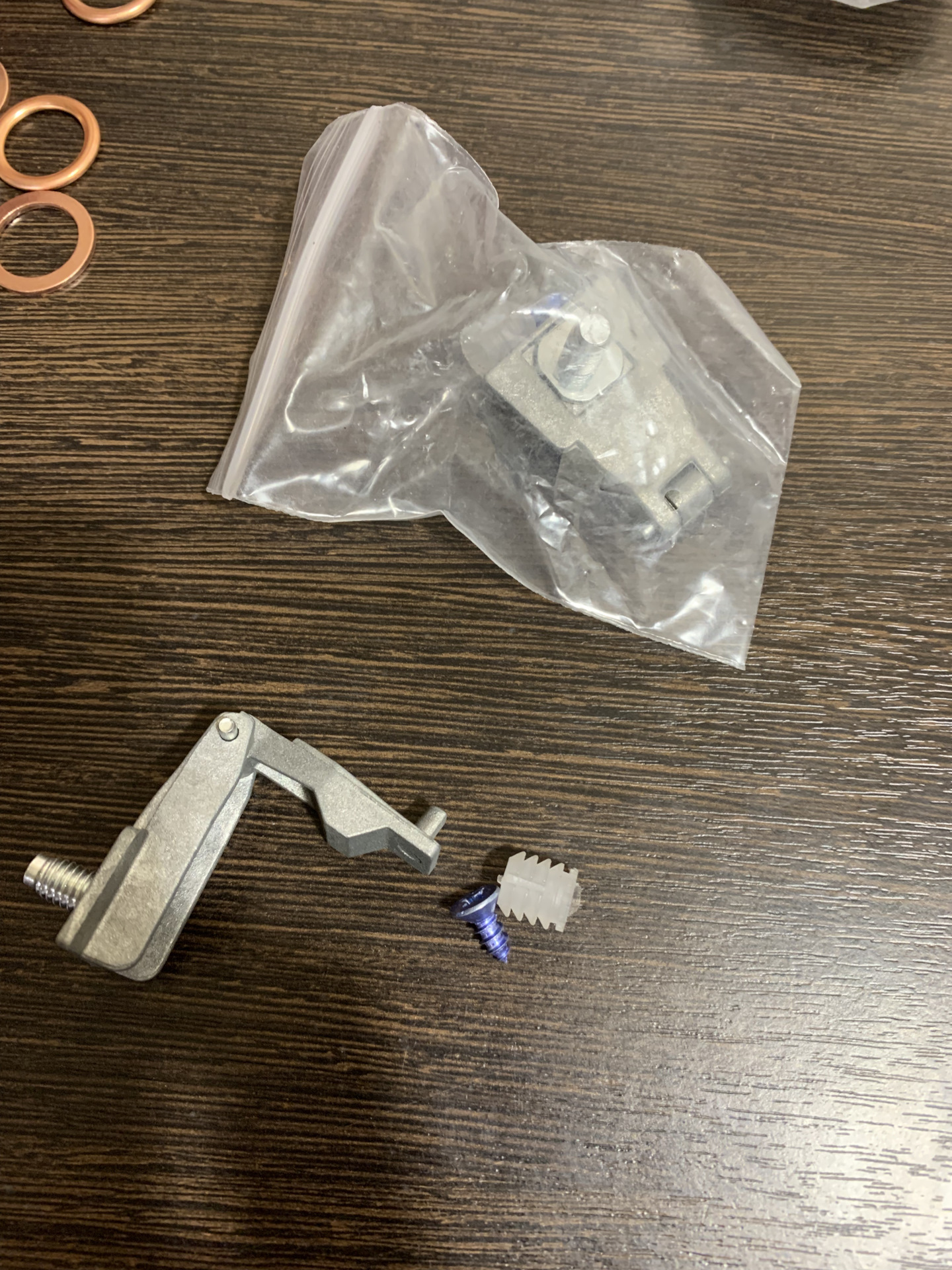 Дверная ручка опять. Надеюсь всё — FIAT 500 (1G), 1,4 л, 2008 года ...