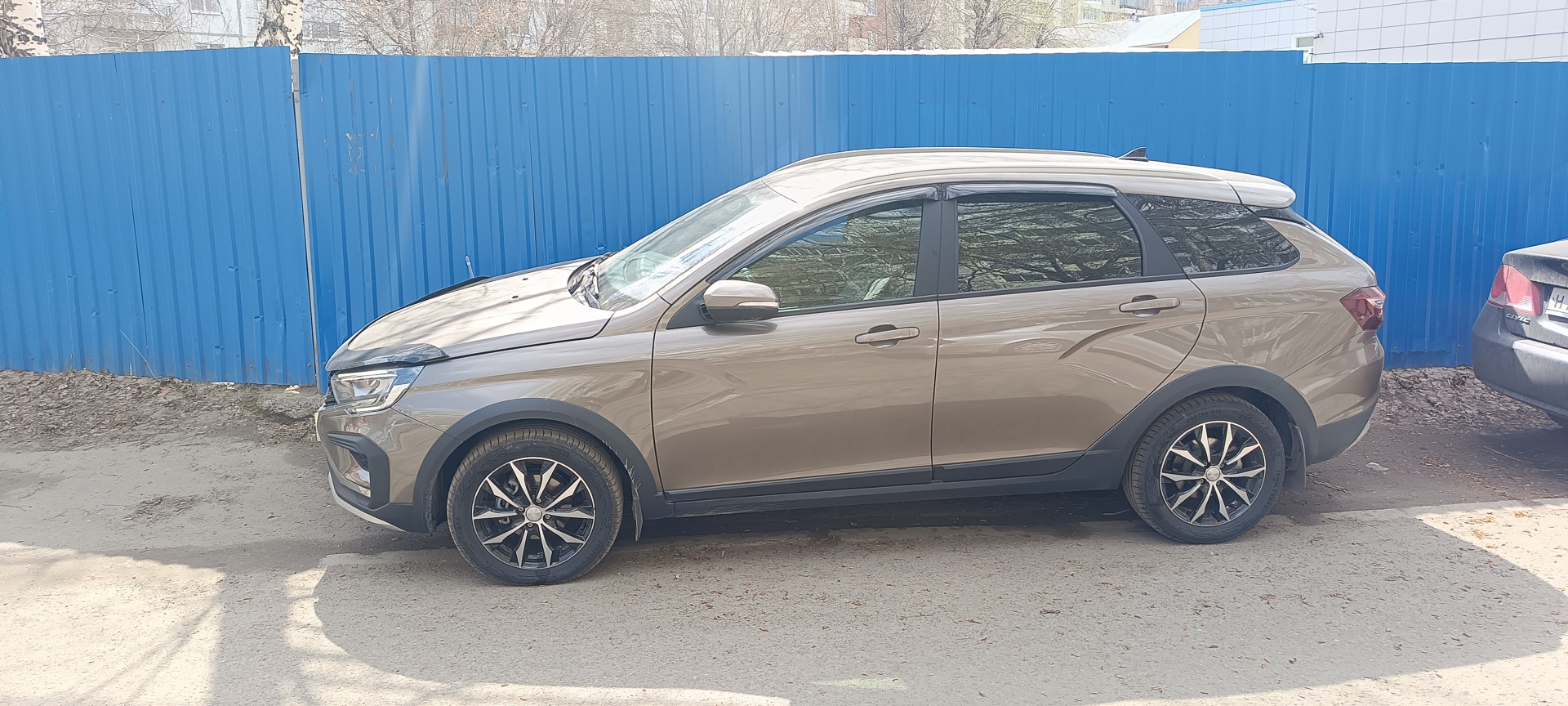 Диски и колеса лето — Lada Vesta SW Cross (NG), 1,8 л, 2024 года | стайлинг | DRIVE2