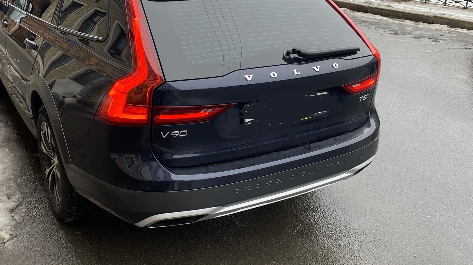 Volvo V90 Cross Country 2.0 бензиновый 2018 | Карамелька на DRIVE2