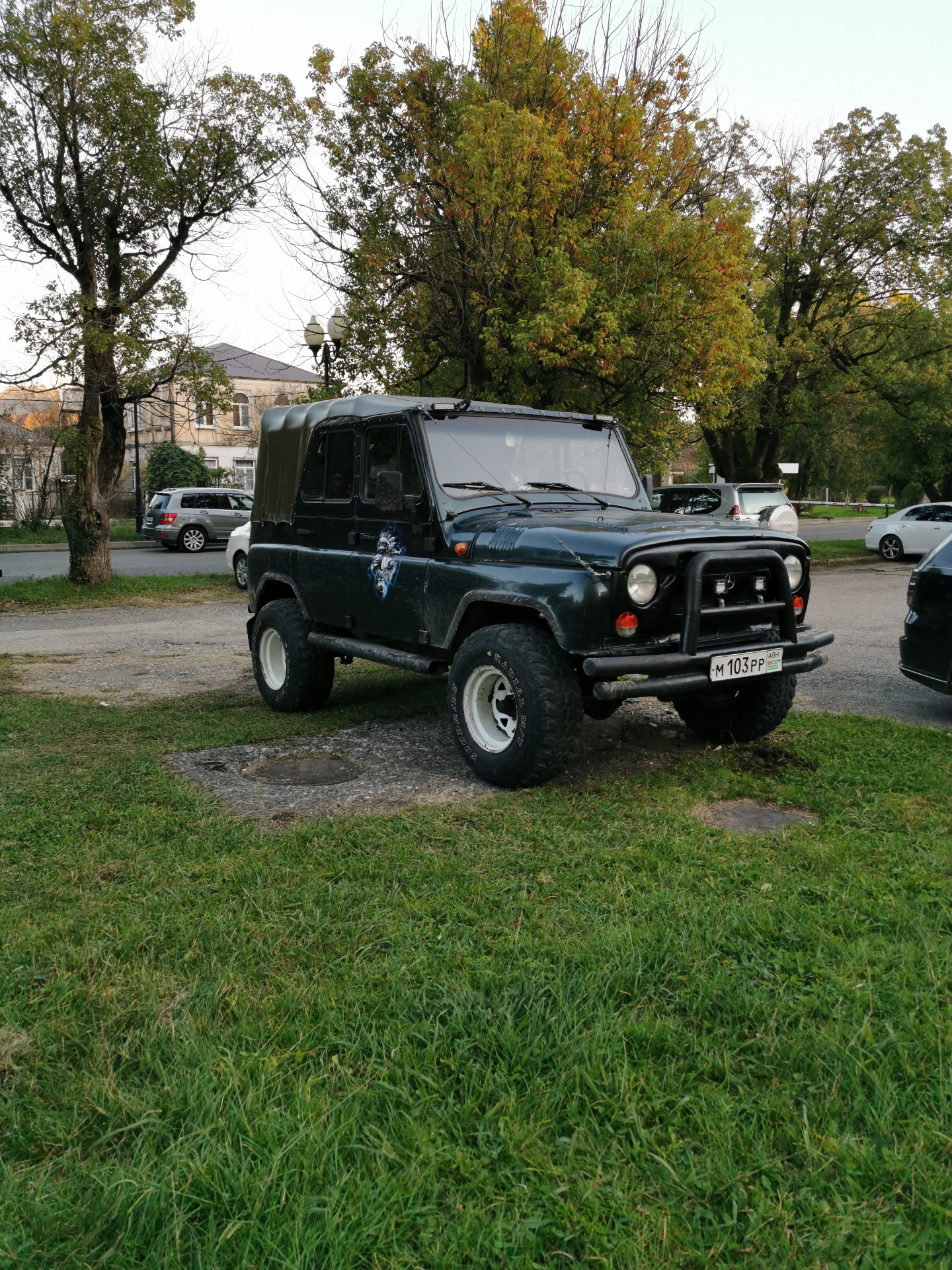 Поменял наконец резину 31/10.5 на 32/11.5 — УАЗ 469, 2,4 л, 1985 года ...