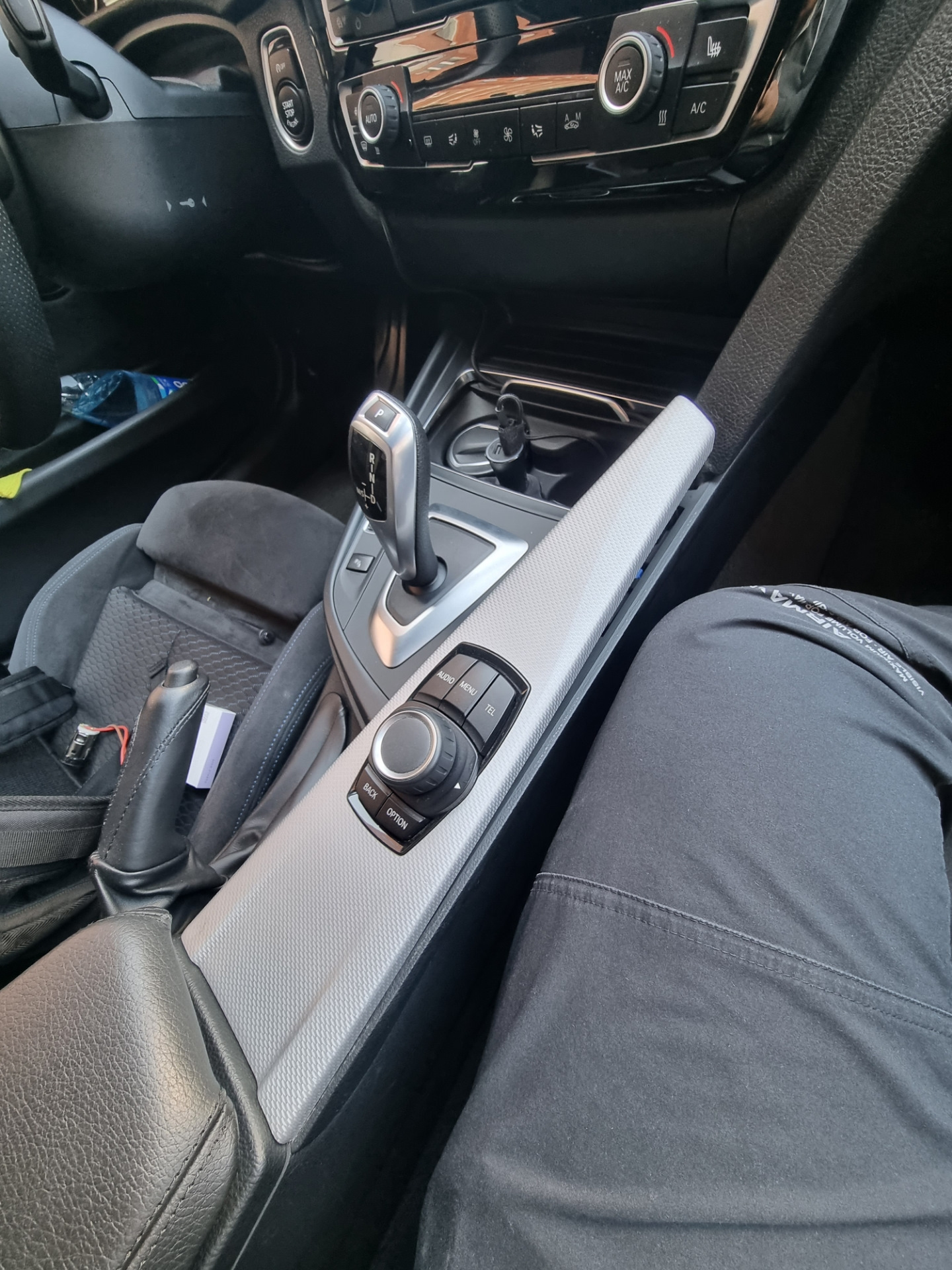 Про прикуриватель и музыку — BMW 3 series (F30), 2 л, 2017 года ...