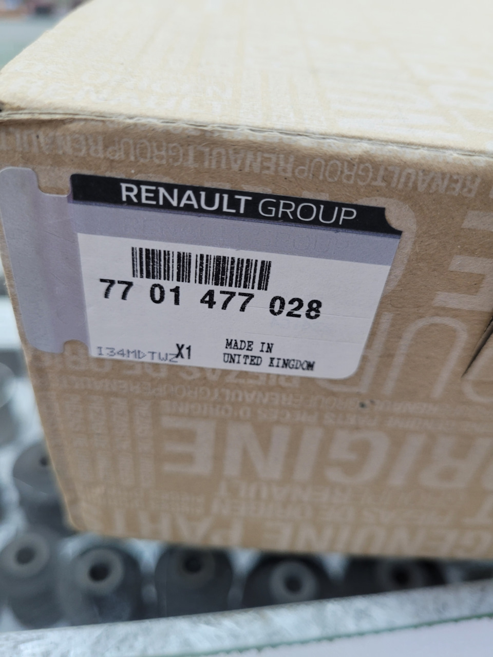 7701477028 Комп ремня грм (зубч)+ролик натяж 1шт RENAULT | Запчасти на ...