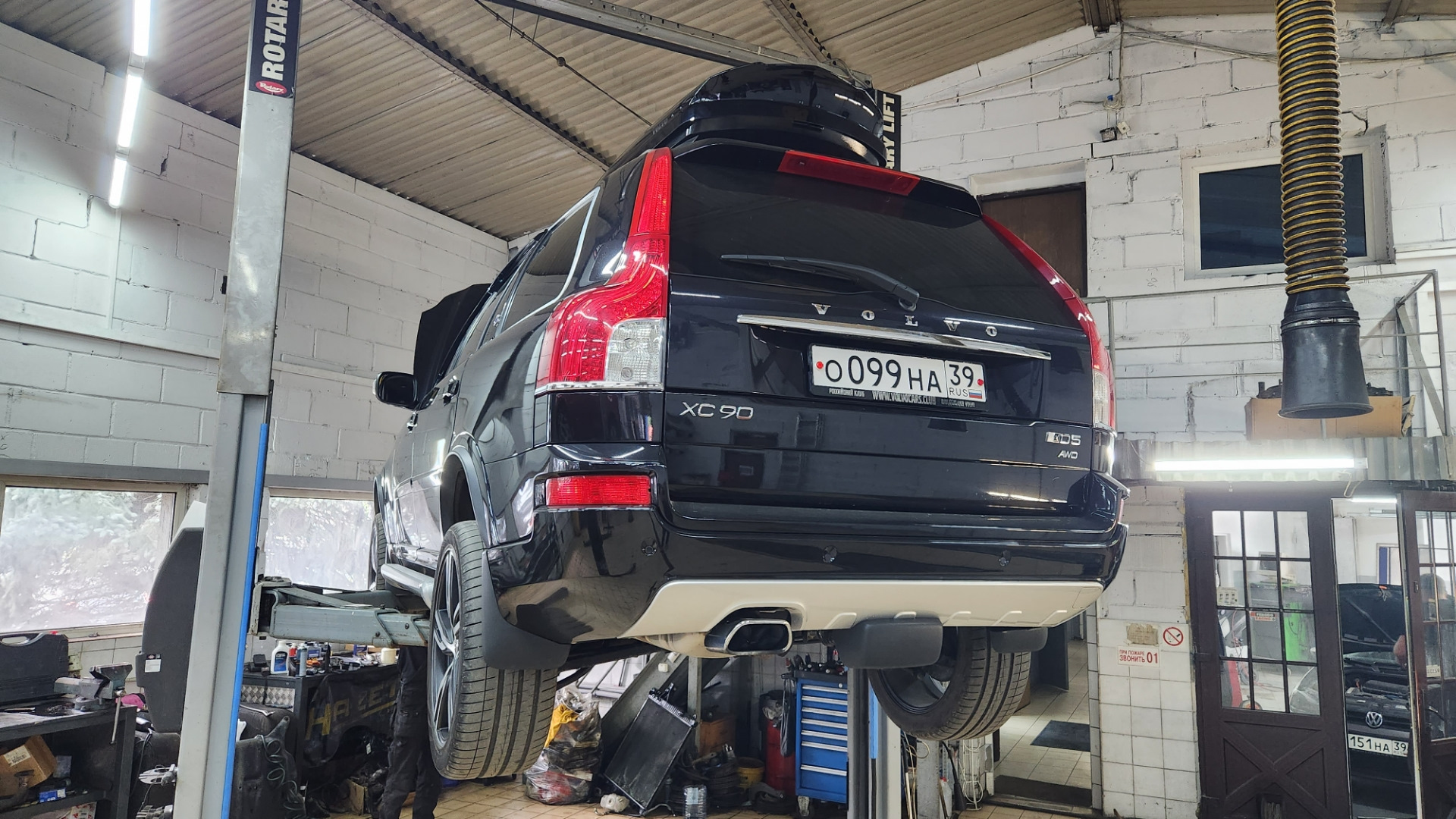 Замена радиатора ДВС и установка доп.радиатора АКПП — Volvo XC90 (1G ...