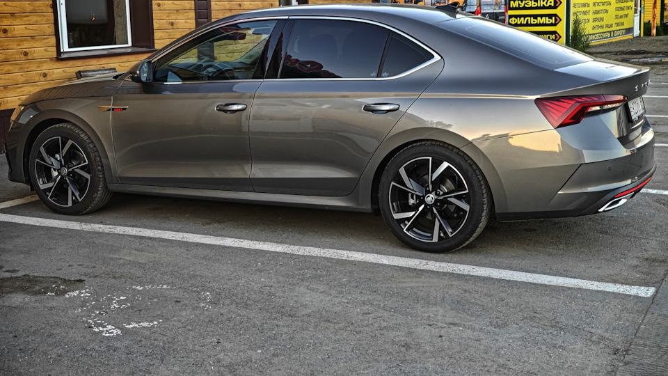 Skoda Octavia A8 Mk4 1.4 бензиновый 2023 | Pro Gray на DRIVE2
