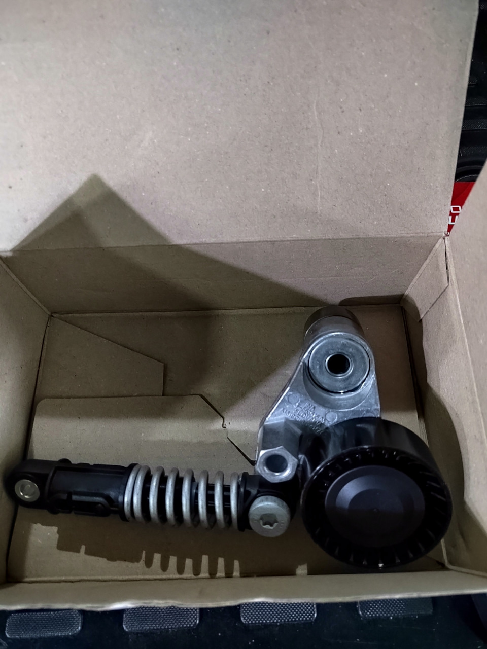 Замена натяжителя — SsangYong Rexton (4G), 2,2 л, 2017 года ...