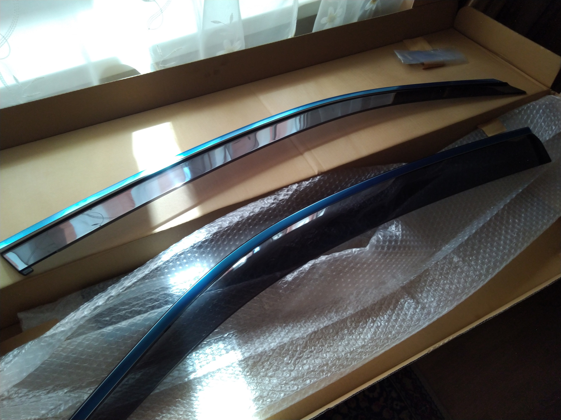 Наше внимание ХРУПКОЕ. F0010SJ010 SUBARU DOOR VISOR CHROME MOULDING ...