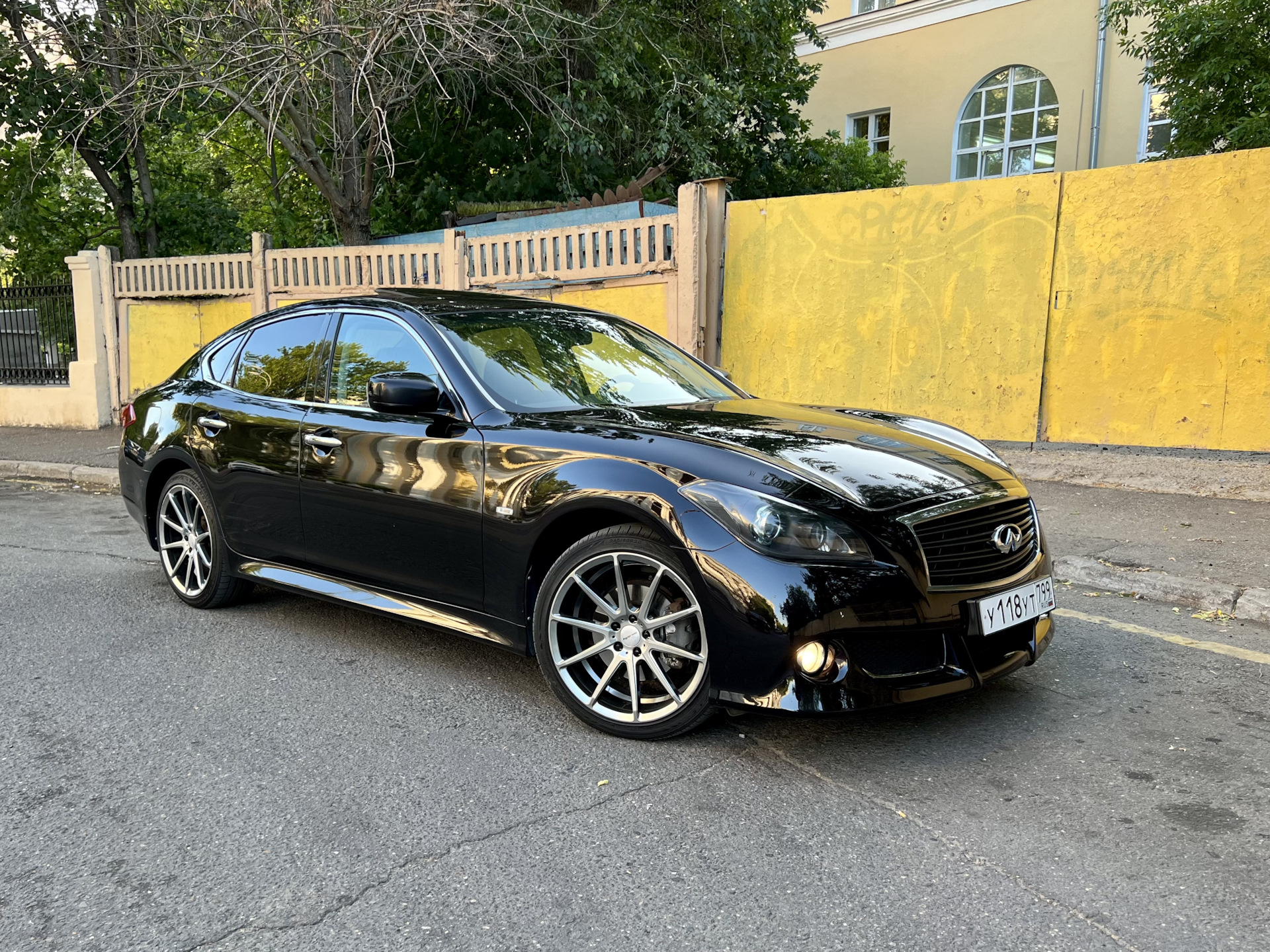 Q70 в продаже — Infiniti Q70, 3,7 л, 2014 года | продажа машины | DRIVE2