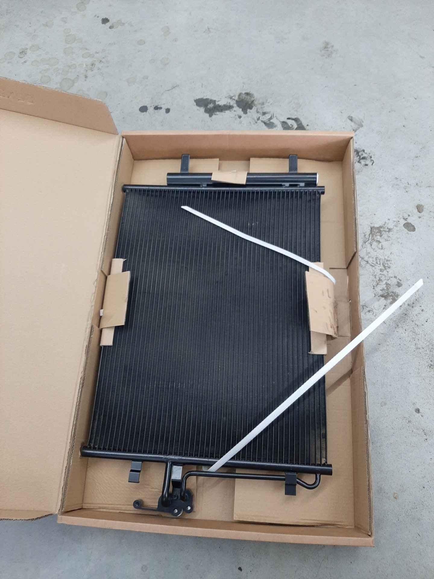 Замена радиаторов — Volvo XC70 III, 2,4 л, 2011 года | визит на сервис ...