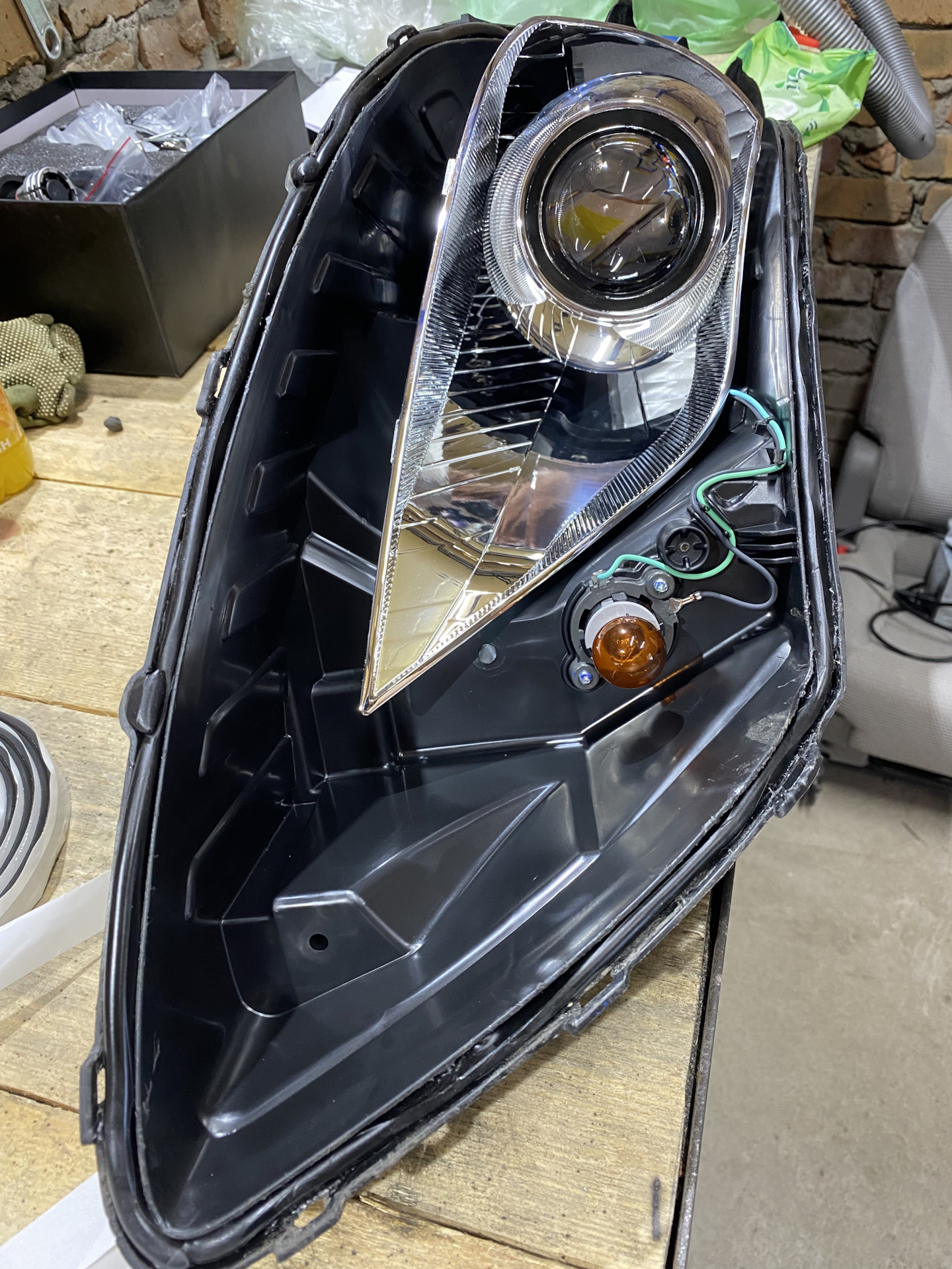 Линзы BiLed — KIA Rio (3G), 1,6 л, 2012 года | тюнинг | DRIVE2