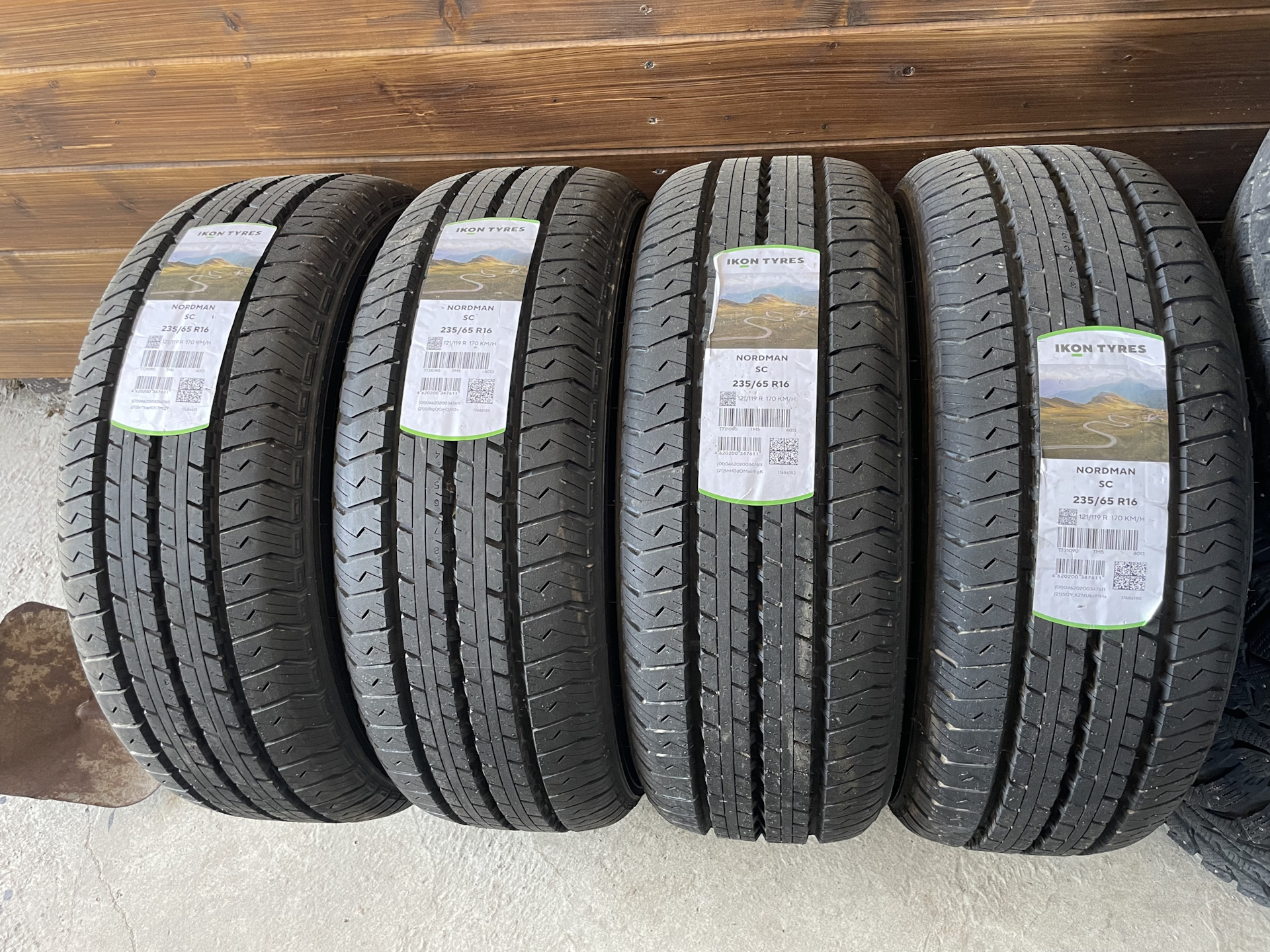 Ikon Tyres Nordman SC 235/65 R16 — Ford Transit (8G), 2,2 л, 2021 года ...