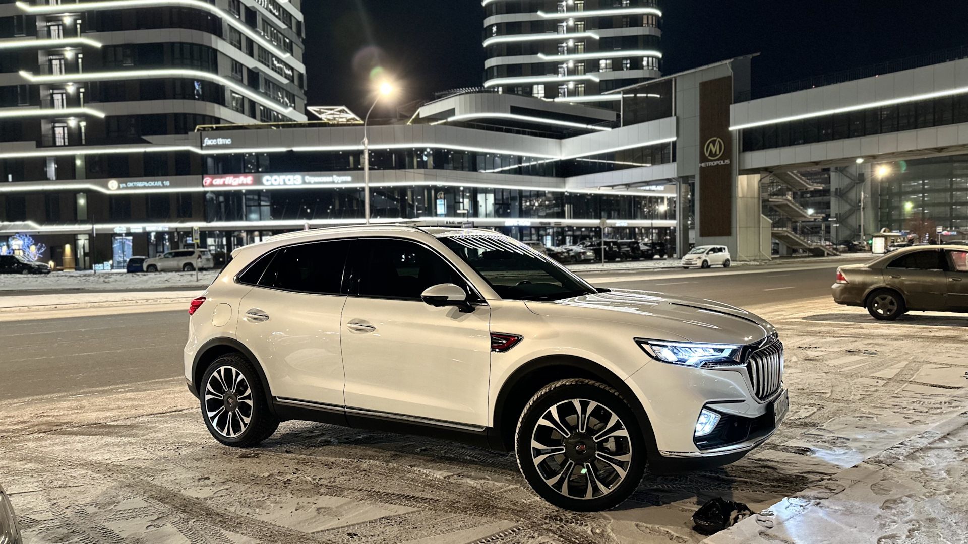 Hongqi HS5 2.0 бензиновый 2021 | Комсомолец ☭ на DRIVE2