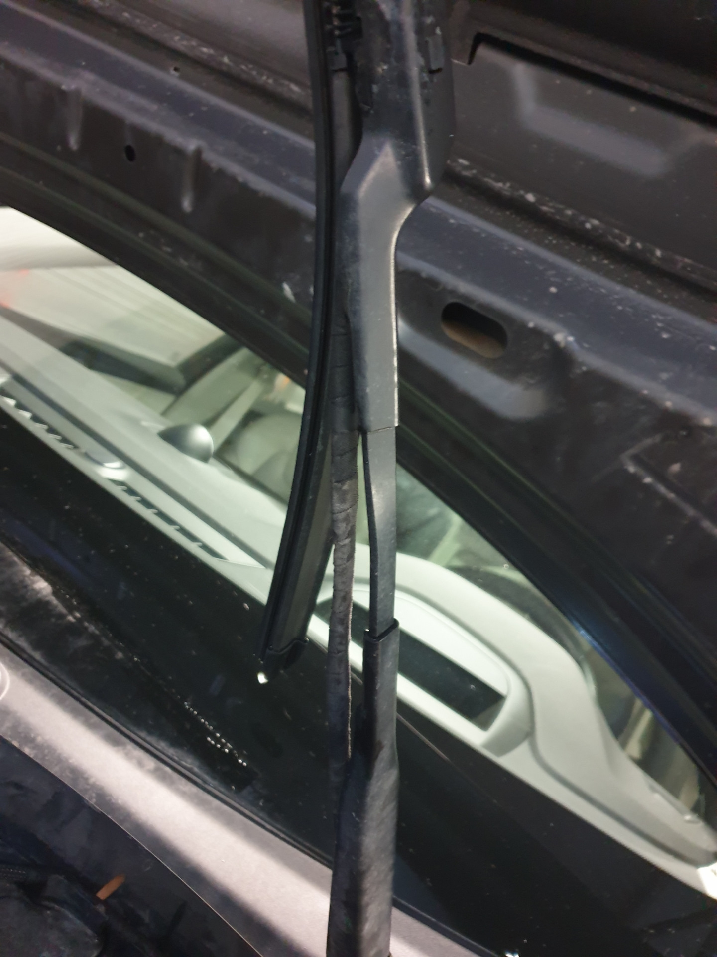 R-Design стиль заднего бампера — Volvo XC60 (2G), 2 л, 2018 года ...