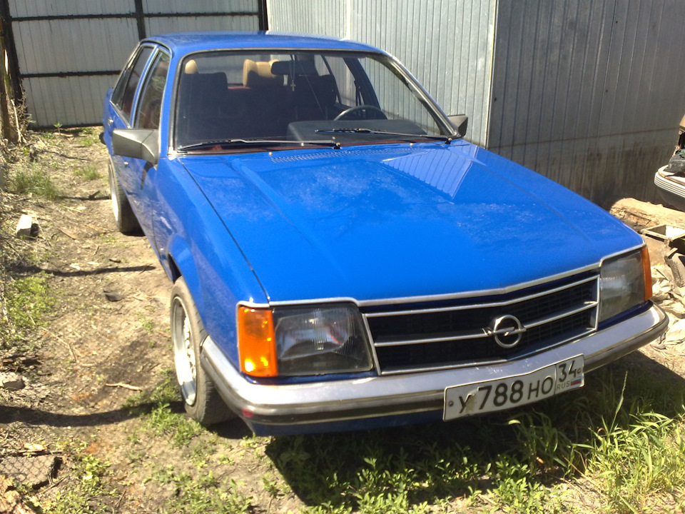 Выгнал на прогулку — Opel Commodore C, 2,5 л, 1981 года | покатушки ...