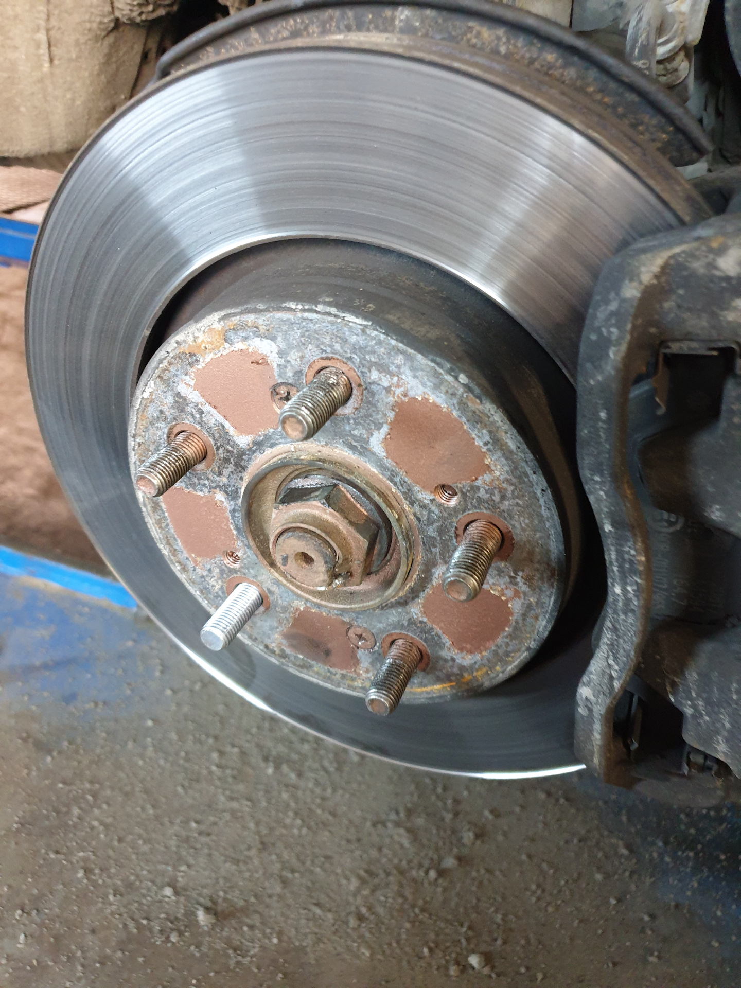 Ремонт трубки подачи омывающей жидкости омывателя заднего стекла Passat ...