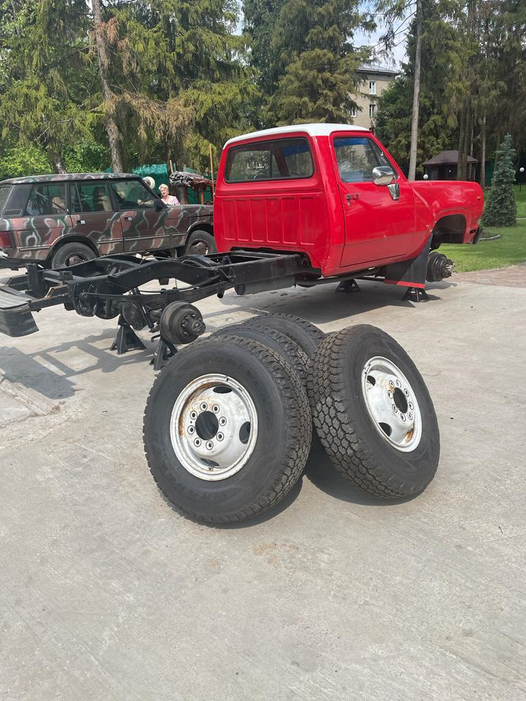 Покраска и сборка. — DODGE W30 Power Wagon, 5,9 л, 1975 года | кузовной ...