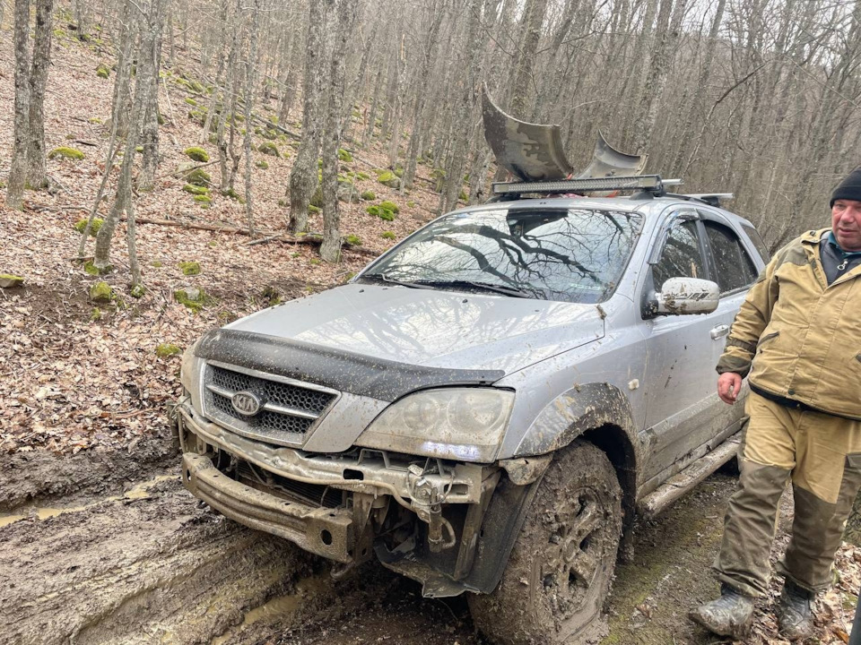 Передний бампер покинул чат — KIA Sorento (1G), 2,4 л, 2005 года ...