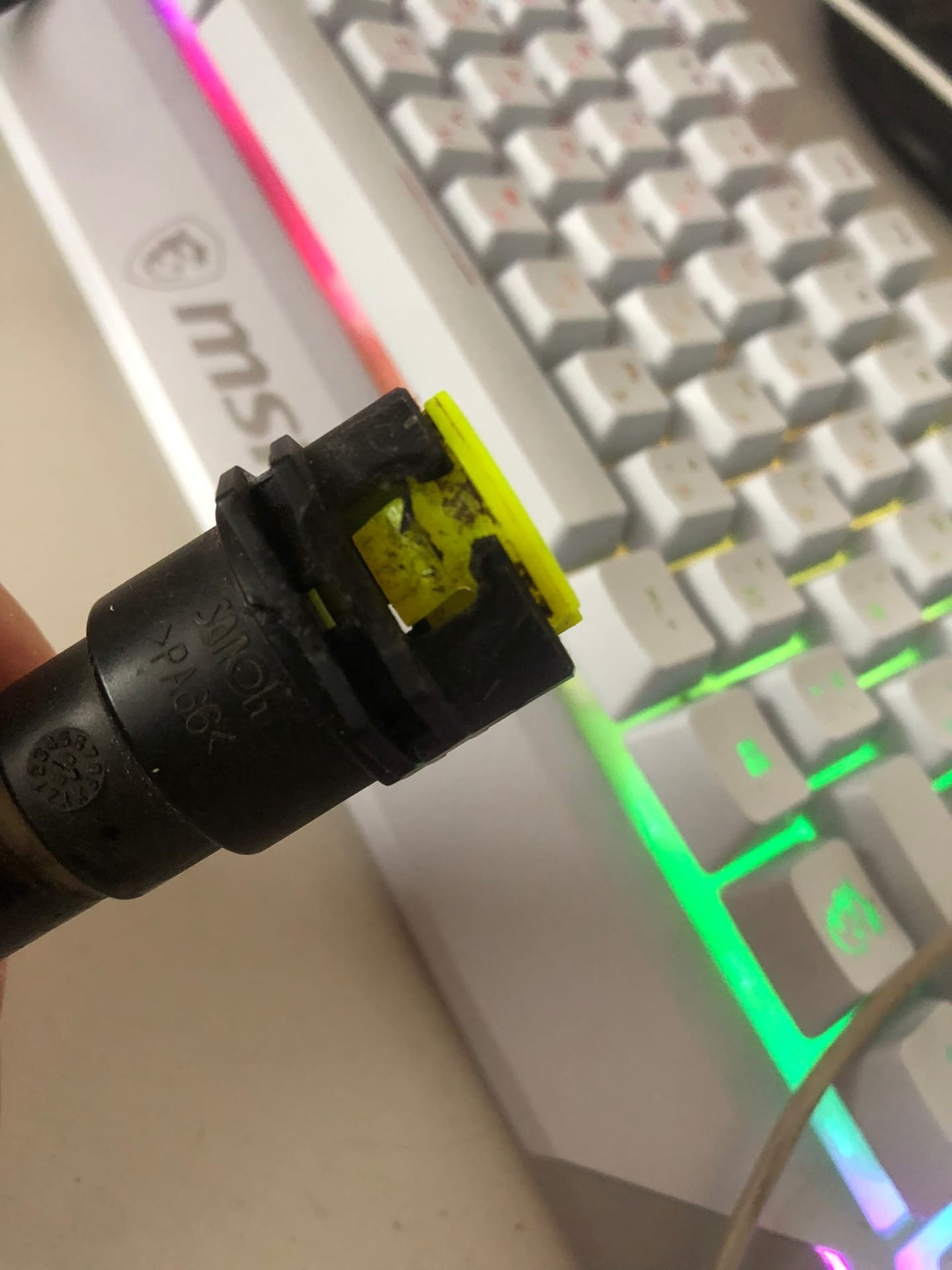 РЕШЕНО Направляющая патрубка отопителя — Mazda 6 (2G) GH, 1,8 л, 2008 ...