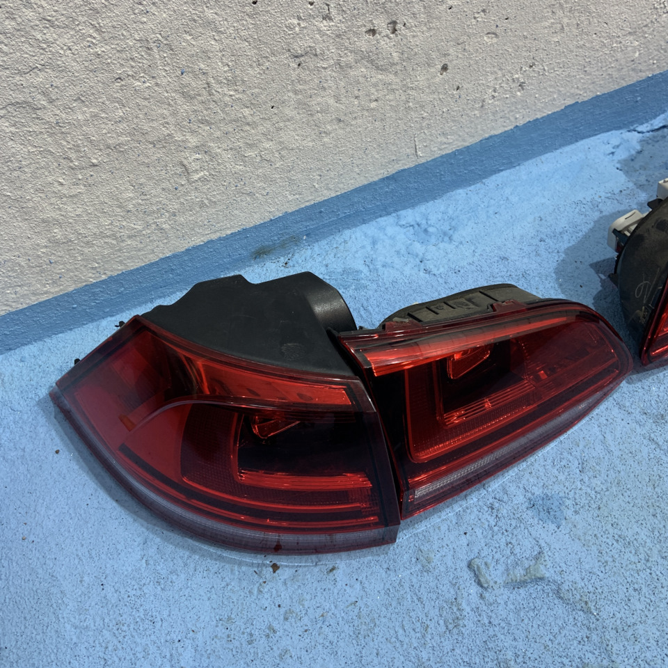 Фонари Гольф универсал Golf Variant на Volkswagen Golf Variant (Mk7). Б ...