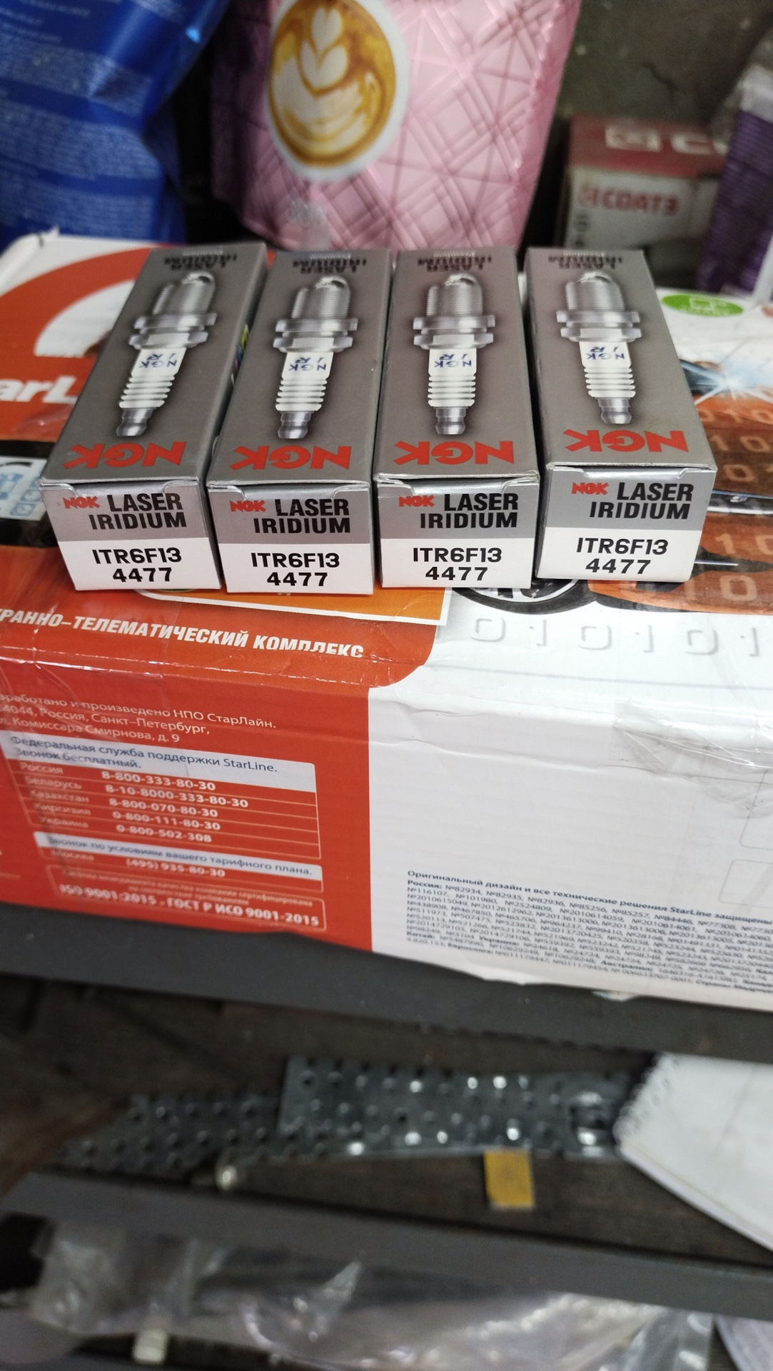 Замена свечей зажигания — Volvo S40 (2G), 1,8 л, 2008 года | запчасти ...