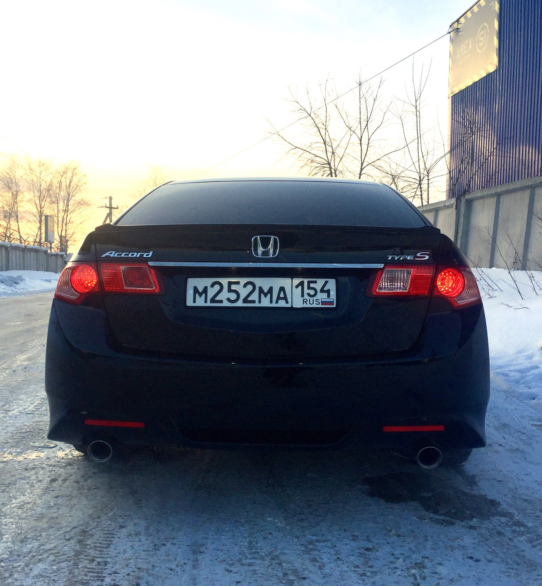Рамка RCS — Honda Accord (8G), 2,4 л, 2012 года | аксессуары | DRIVE2