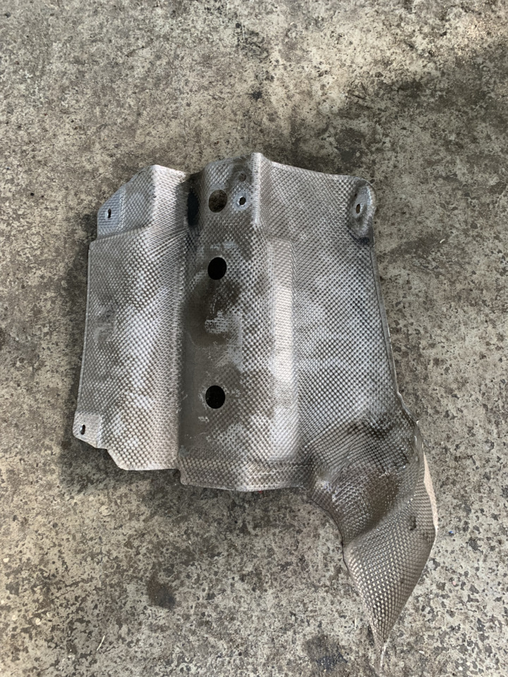 8K0804172 ТЕПЛОЗАЩИТНЫЙ ЭКРАН VAG | Запчасти на DRIVE2