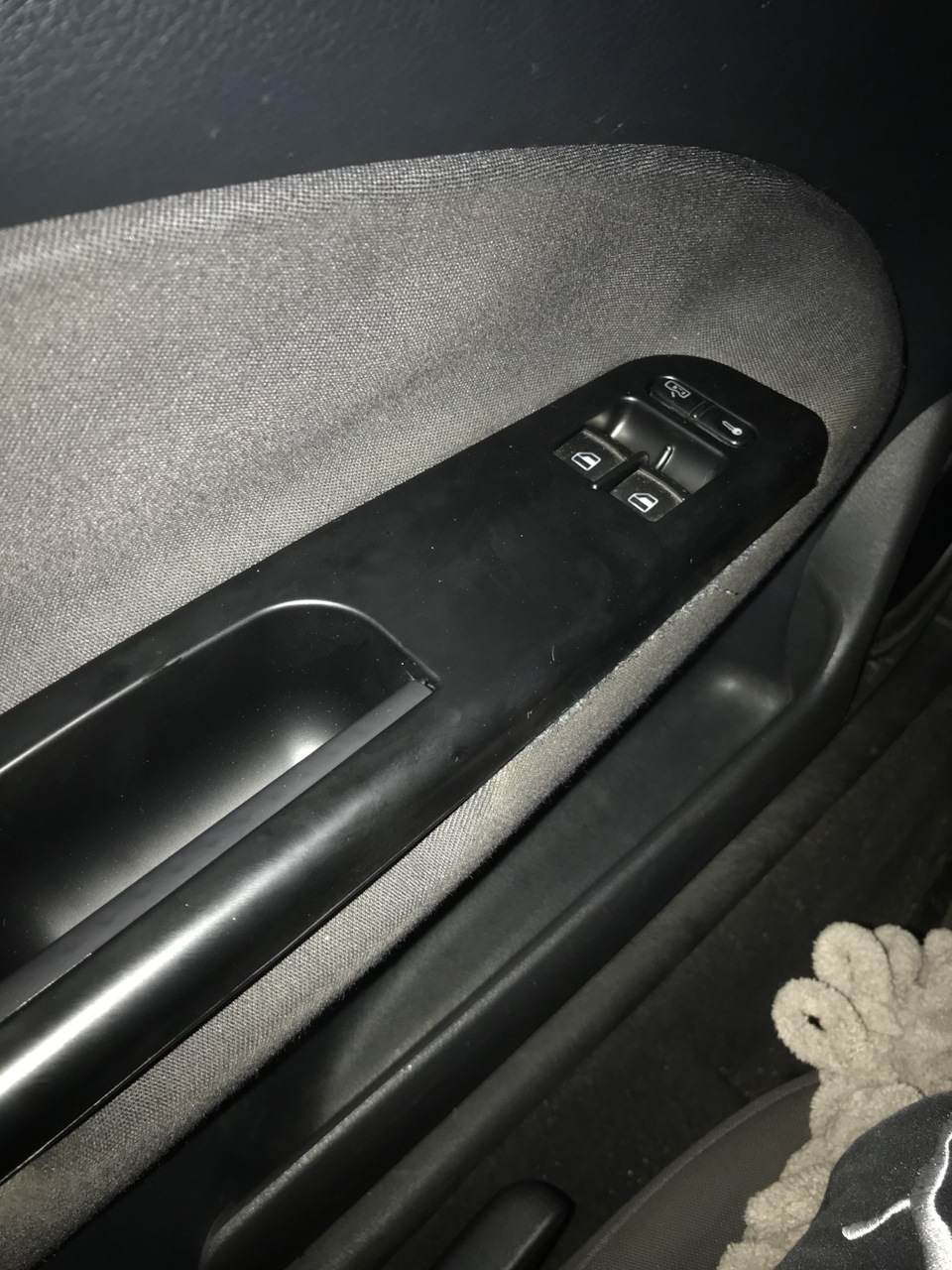 Замена накладки двери водителя шкода октавия тур 1.4 — Skoda Octavia A4 ...