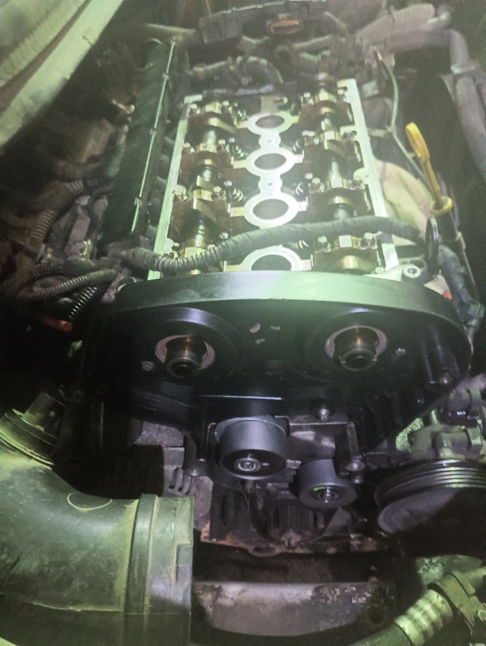 Замена фазорегуляторов и ремней z18xer — Opel Zafira B, 1,8 л, 2012 ...