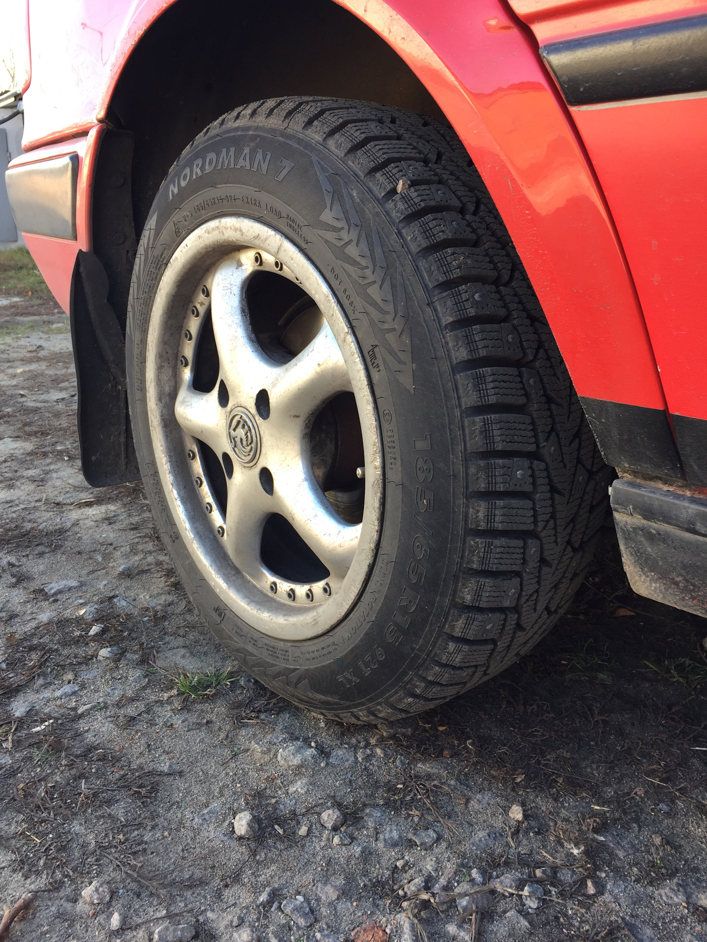 зимняя резина r15 — Audi 80 (B4), 1,9 л, 1993 года | колёсные диски ...