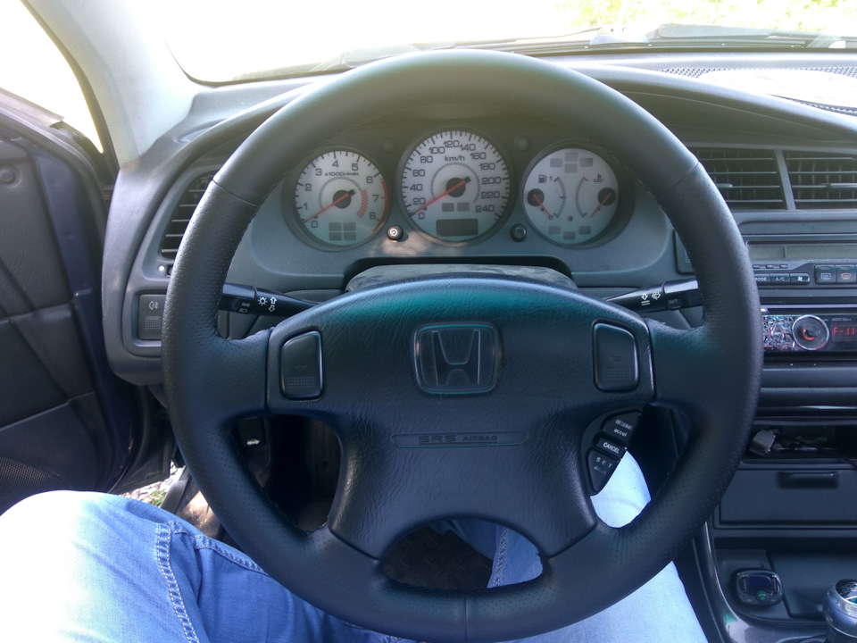Перетяжка руля модельной оплеткой — Honda Accord (6G), 1,8 л, 1999 года ...