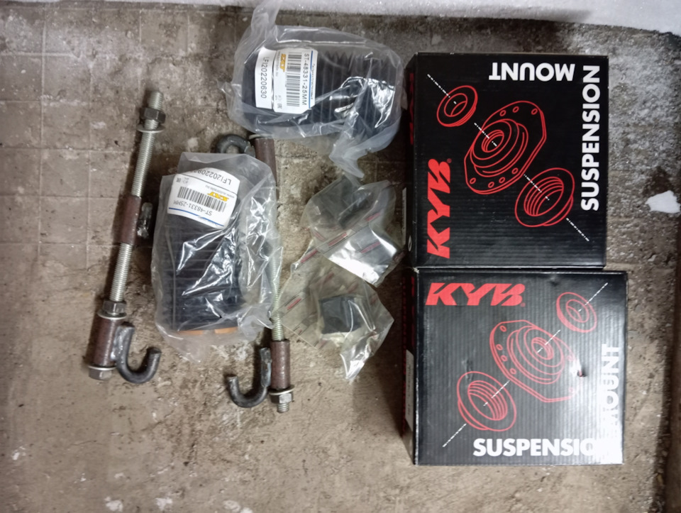 Замена стоек на KYB. — Toyota Corona Exiv, 1,8 л, 1995 года | запчасти | DRIVE2