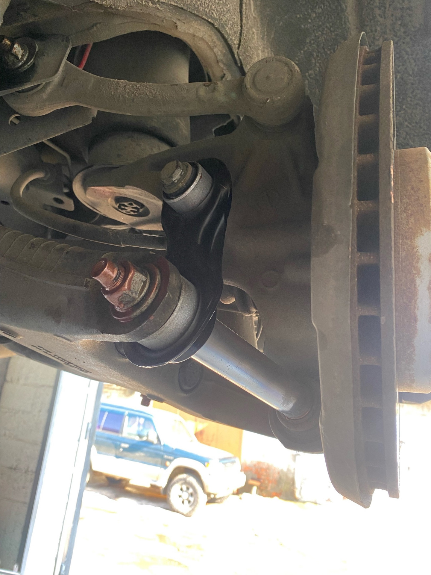 замена жиж и ревизия задней подвески — BMW X6 (F16), 3 л, 2018 года ...